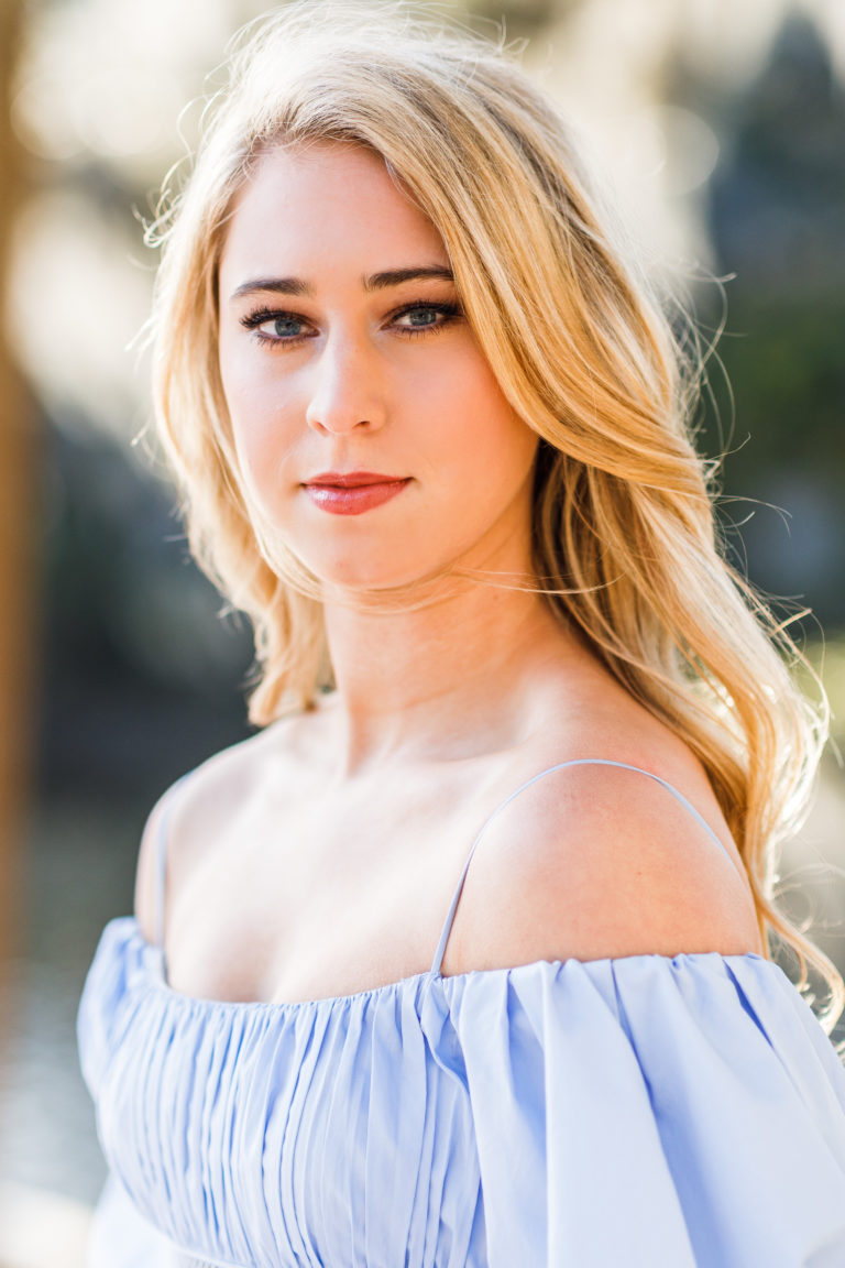 Ellie Crowther | Senior Photo Shoot | Airlie Gardens ...